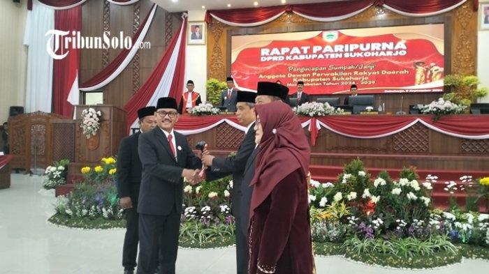 44 Anggota Baru DPRD Sukoharjo Jateng Resmi Dilantik, Nurjayanto Ditunjuk jadi Ketua Sementara ...