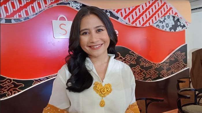 Prilly Latuconsina Ramadan Tahun ini Sibuk Syuting Hingga Malam ...