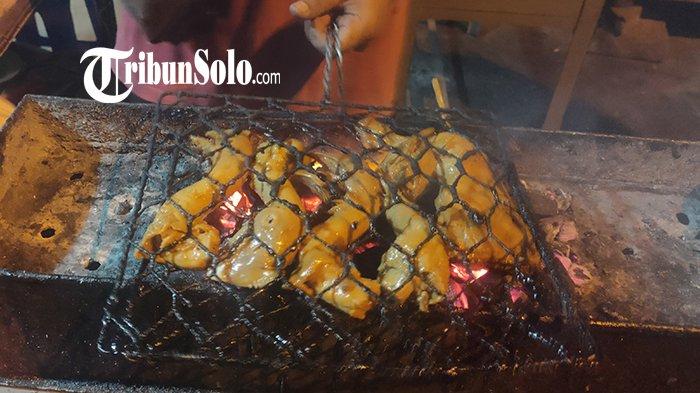 Kuliner Solo : Sudah 24 Tahun, Ayam Bakar Pak Mul Jadi Langganan Warga ...
