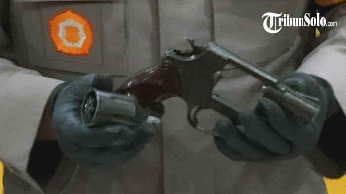Berita Pistol Revolver Rakitan Terbaru Hari Ini - Tribunsolo.com
