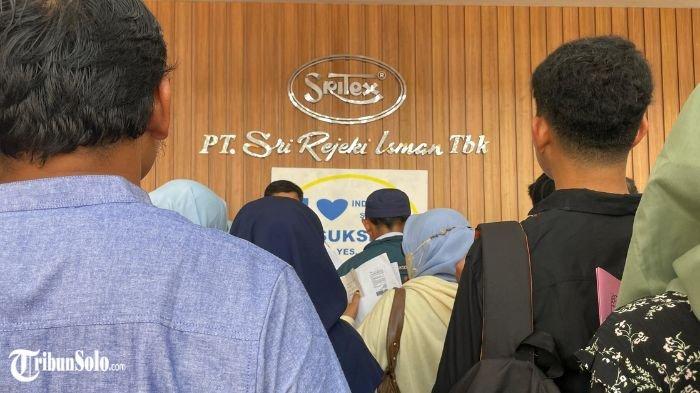 Setelah Ditangkap di Solo, Bos PT Sritex Iwan Setiawan Lukminto Masih Diperiksa Kejagung ...