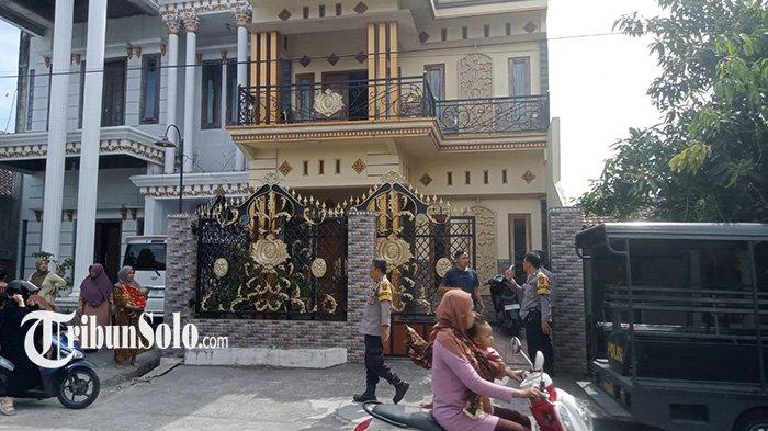 Kronologi Pencurian NMax Merah Pengusaha Batik Sragen : Letakan Kunci ...