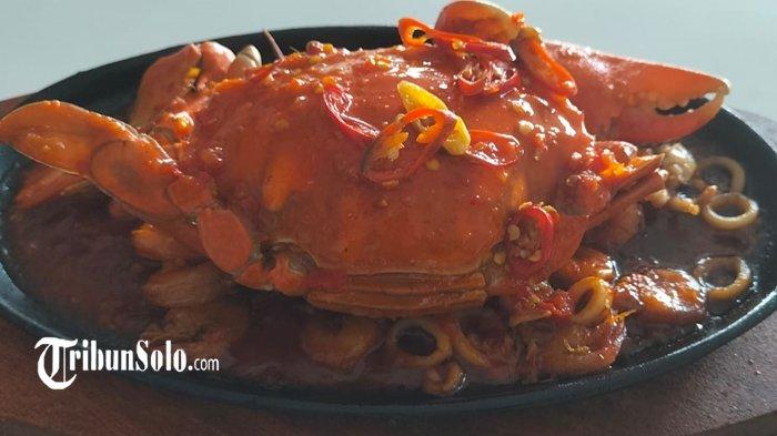5 Rekomendasi Tempat Makan Seafood di Solo Raya, Warung Seafood Hotplate K99 hingga Mithing Crab ...