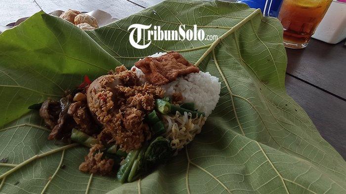 Kuliner Wonogiri: Nikmatnya Menyantap Nasi Bancakan di Pinggir Waduk ...