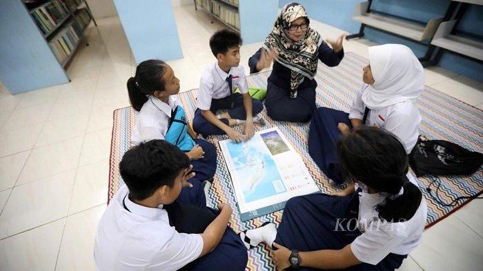 Kunci Jawaban Bahasa Indonesia Kelas 7 Halaman 11 dan 12, Membuat ...