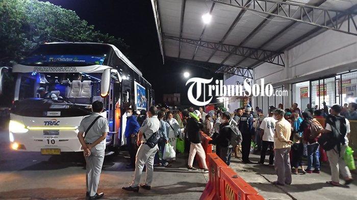 Tak Ada Larangan Perjalanan, Terminal Giri Adipura Wonogiri Siap Sambut ...