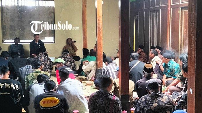 Terjadi Kesalahan Dalam Surat Undangan, Pemungutan Suara di Pikades AW ...