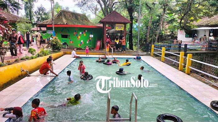 Tempat Wisata Tahun Baru di Sragen: Pemandian Air Panas Bayanan ...