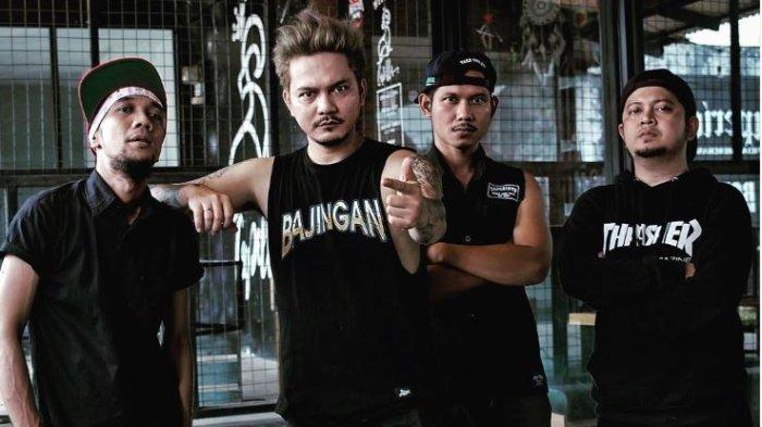 Chord Kunci Gitar dan Lirik Lagu Aku yang Malang 4 - Superiots feat ...