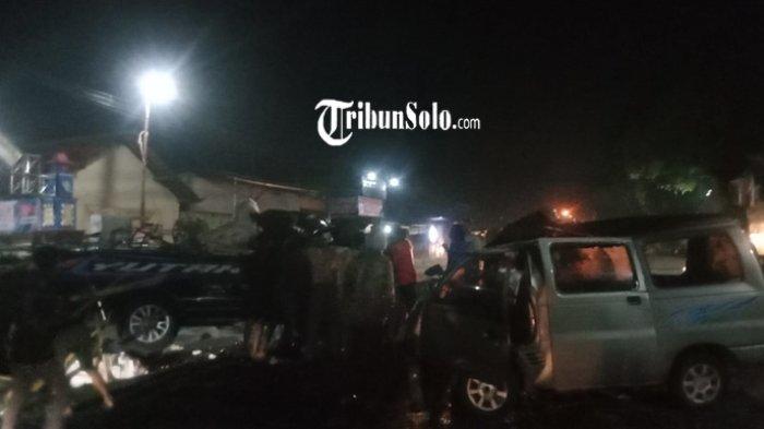 Ini Identitas Korban Kecelakaan 2 Mobil vs Motor Roda Tiga di Jalan Solo-Tawangmangu Jateng ...