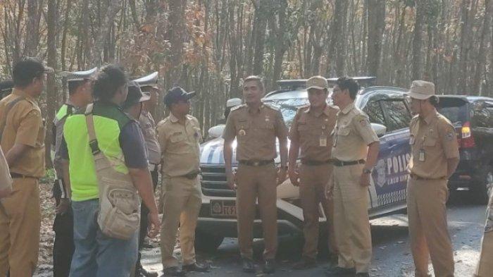 PJ Bupati Timotius Suryadi Sidak Proyek 4 Paket Perbaikan Jalan dan ...