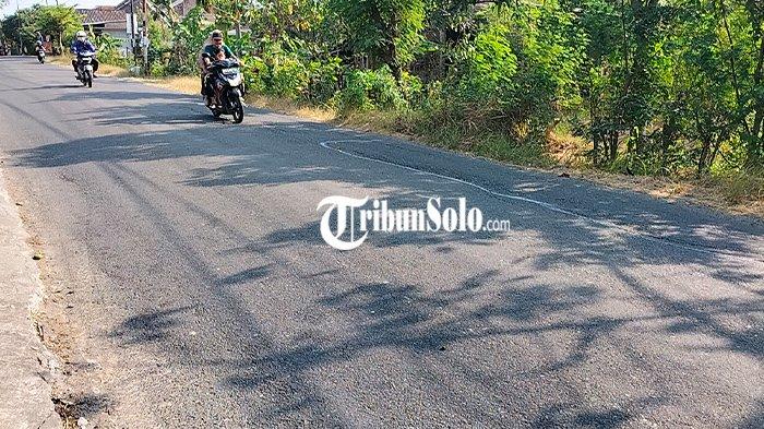 Permukaan Jalan Mangu-Nogosari Boyolali Tak Rata Sepanjang 2 Meter ...