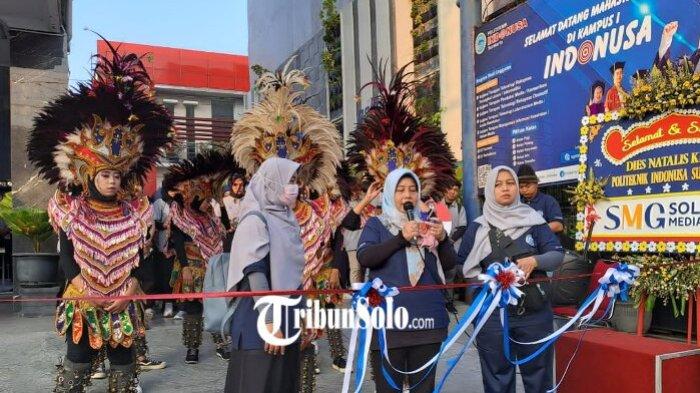 Topeng Ireng Semarakkan Dies Natalis ke-21 Politeknik Indonusa ...
