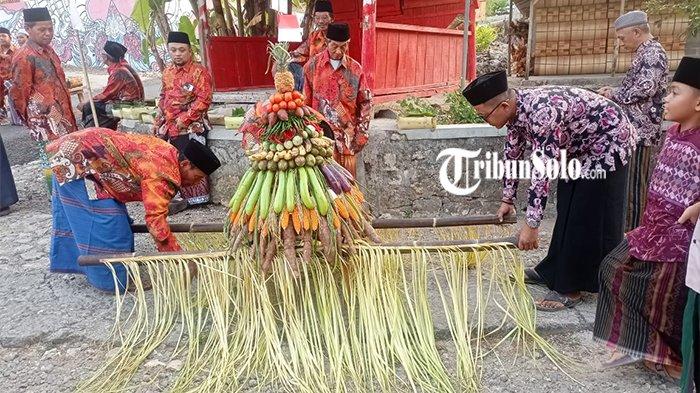 Menilik Tradisi Rasulan di Dusun Jenar Wonogiri Jateng, Wujud Syukur ...