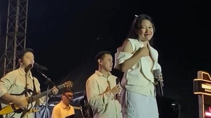 Neida Aleida Hamil Muda, Vokalis HiVi! Digantikan Season Singer Bernama ...