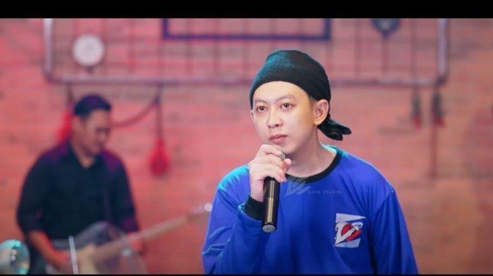 Reaksi Denny Caknan saat Lagunya Digeser Eri Pras di Trending Youtube, Minta Dibelikan Motor ...