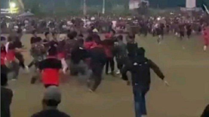 Viral Video Wasit Tarkam Dikeroyok Pemain, Beberapa Diantaranya Mantan ...