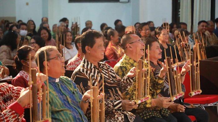 Perayaan Natal Forum Kerjasama Eklesia Klaten, Wabup Klaten Ajak Umat ...