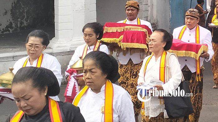 Isi dari Sesaji Mahesa Lawung Keraton Solo, Terdiri dari 10 Bagian yang ...