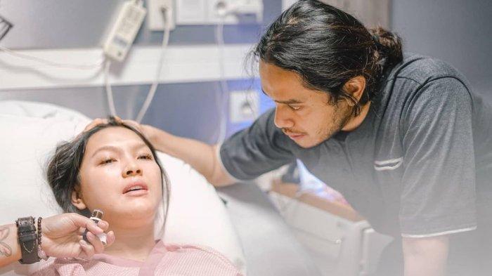 Ana Riana Rinjani TOP Akhirnya Melahirkan Setelah 40 Minggu Mengandung ...