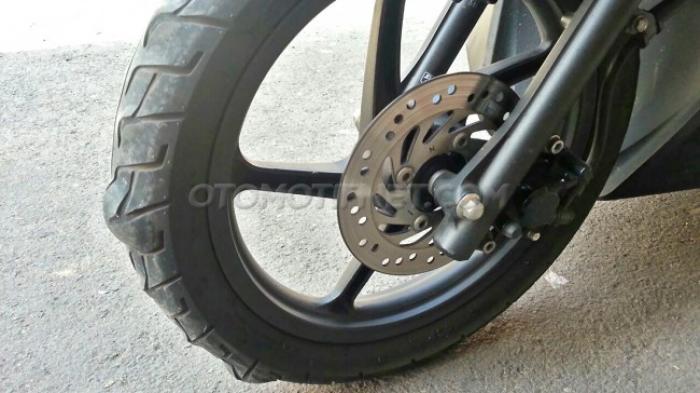 Cara Merawat Ban Motor Agar Awet dan Tidak Cepat Botak, Lakukan 4 Hal Sederhana Berikut ...