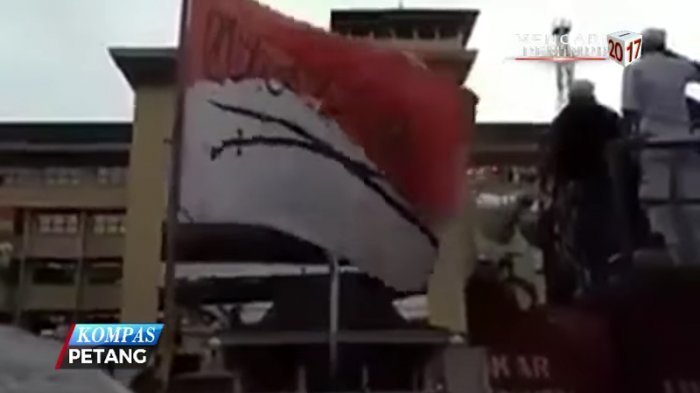 Soal Bendera Merah Putih Ditulisi Huruf Arab, Ini Penjelasan FPI ...