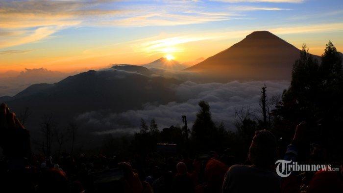 Pesona Desa Sembungan, Desa Tertinggi di Pulau Jawa yang Menawarkan ...