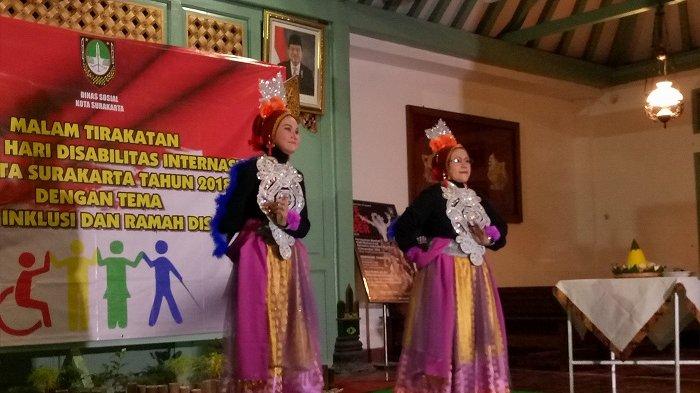 Peringati Hari Disabilitas, Flora Tampilkan Tari Tradisional Soyong di ...