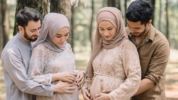 Selebgram Dwi Handayani dan Hamidah Rachmayanti Pemotretan Maternity ...