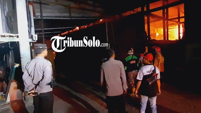 Kandang Ayam di Sidoharjo Sragen Ludes Terbakar, 40 Ribu Ekor Ayam Mati Terpanggang - Tribunsolo.com