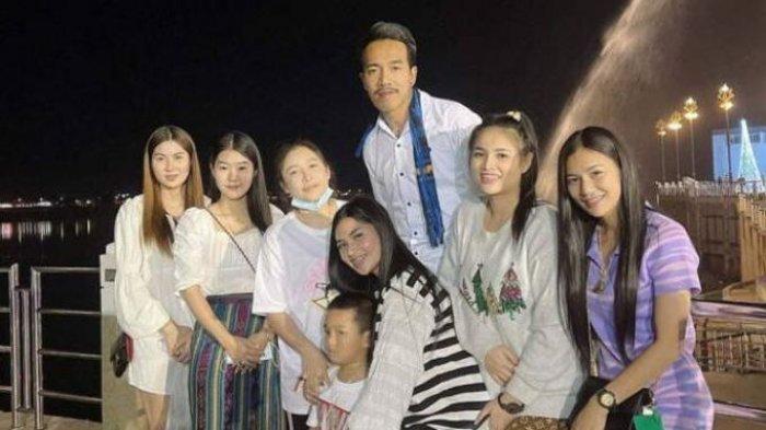 Viral Pria Punya 8 Istri Cantik Ternyata Ini Yang Jadi Daya Tariknya