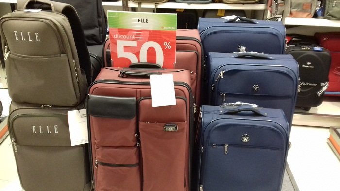 Harga Koper Elle ini Diskon 50% di Matahari Solo Grand Mall ...