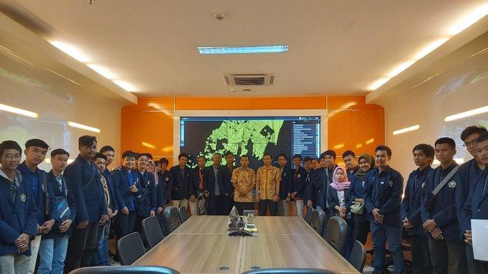 Mahasiswa STMIK Sinus Surakarta Kunjungan Industri ke Malang ...
