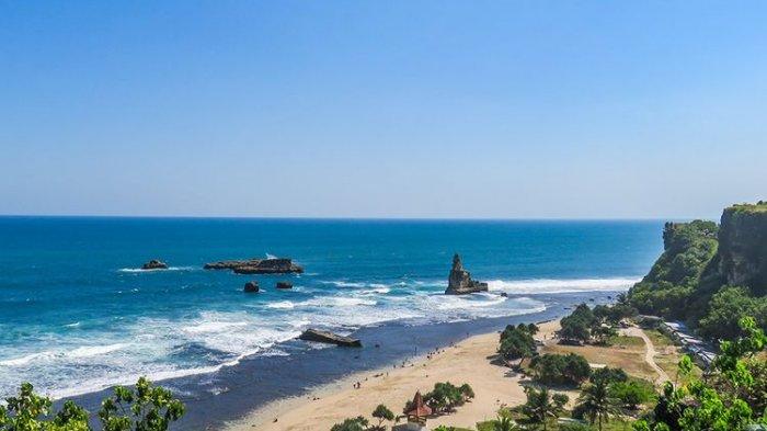 Ini 6 Daftar Wisata Pantai di Pacitan yang Cocok Dikunjungi Bersama ...
