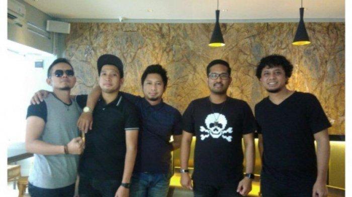 Chord Ukulele dan Lirik Lagu Tanya Hati - Pasto Band, Paling Mudah ...