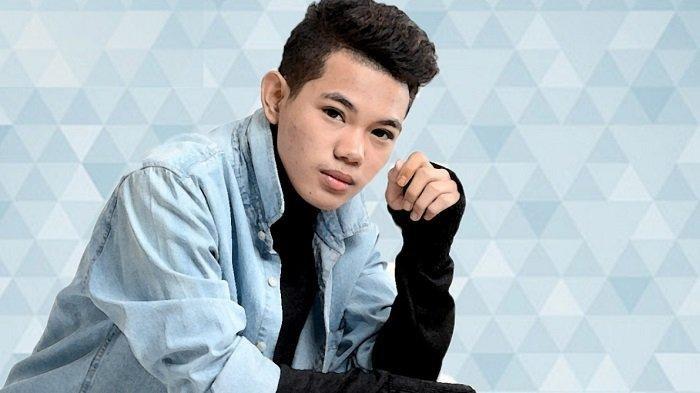 Not Angka Pianika dan Lirik Lagu Aku yang Dulu Bukan yang Sekarang ...