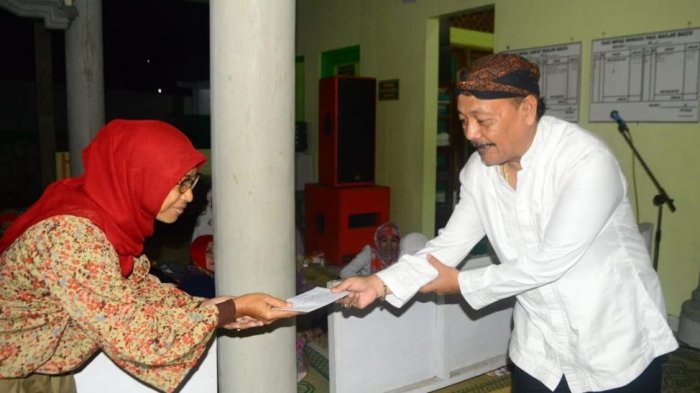 Di Tarling, Baznas Karanganyar Berikan Bantuan Rp 65,5 Juta untuk ...