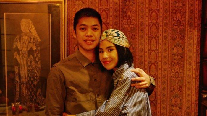 Dua Tahun Kepergian Adara Taista, Rasyid Rajasa Masih Setia, Ungkap ...