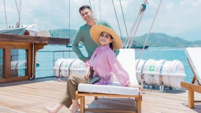 Raffi Ahmad Syok Foto Istrinya Ada di Bak Truk, Nagita Slavita Malah Fokus ke Tulisannya ...
