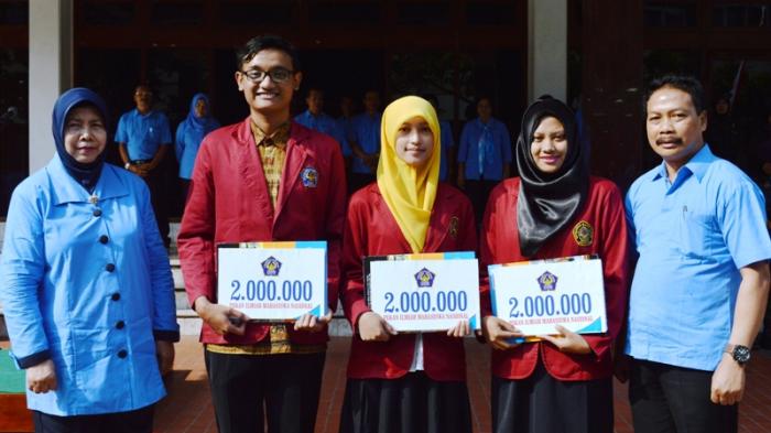 Lolos Pimnas di IPB, Tiga Mahasiswa Unisri Surakarta Terima Penghargaan ...