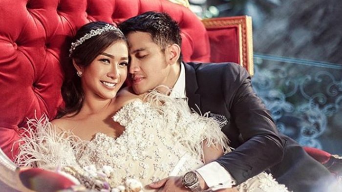 Rezky Aditya Tepis Isu Lamaran dan Prewedding dengan Patricia Razer: Ini Cuma Foto Couple Aja ...