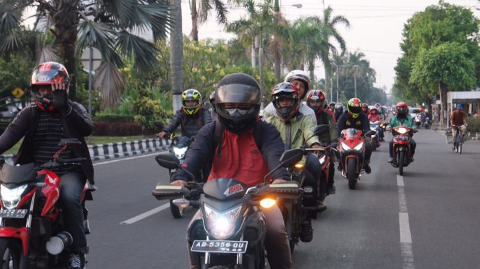Akhir Pekan Asyik Ala Anak Komunitas Motor Sport Honda - Tribunsolo.com