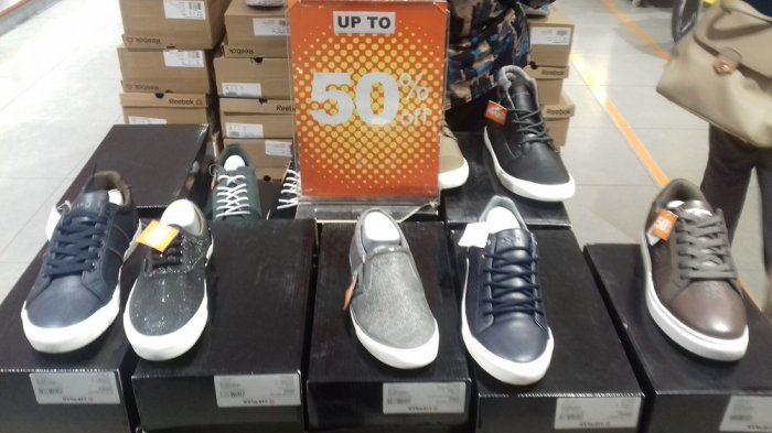 Diskon Up to 50% untuk Aneka Sepatu di Sport Station Solo Grand Mall ...