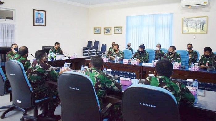 Tim Pusat Polisi Militer AU Kunjungi Lanud Adi Soemarmo,Danlanud ...