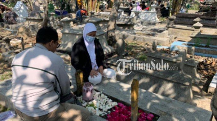 Bacaan Doa Ziarah Kubur, Lengkap dengan Tata Cara dan Adab Ziarah Kubur ...
