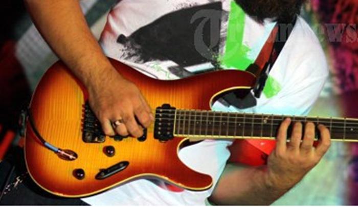 Chord Kunci Gitar dan Lirik Lagu Si Rokkap Ni Tondi - Dorman Manik feat ...