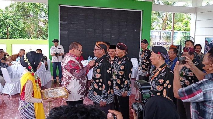 Ikatan Keluarga Sunda Jawa Madura Papua Barat Daya Siap Kawal Program Pemerintah - Tribunsorong.com