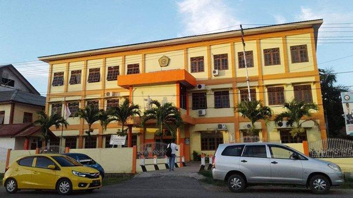 Politeknik Katolik Saint Paul Sorong, Diinisiasi Uskup dan Delapan ...