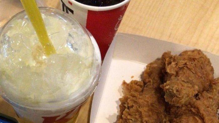 Promo KFC Hari Ini: Selama Mei 2023 Ada 1 Ayam Hot dan Cheese + nasi + coca cola float Rp38.636 ...