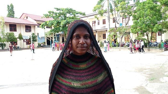 Siswi SMA YPPK Agustinus Novita Natawai Sebut Pelajar Deiyai, Papua ...